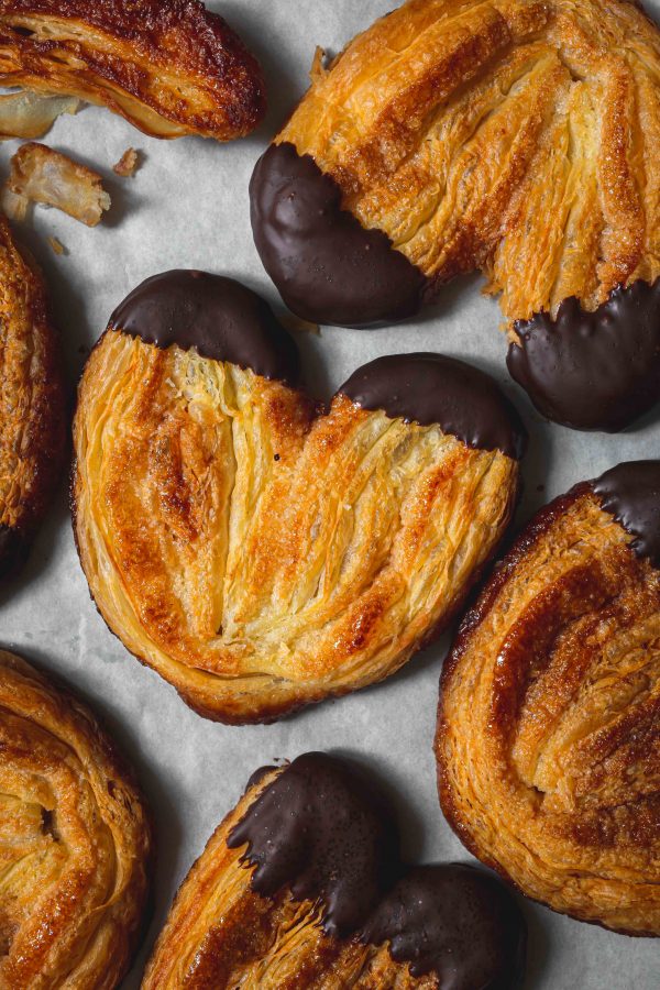 Mandel Croissants | Blitzblätterteig selber machen – La Crema